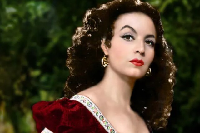 Cuando María Félix la Doña rechazó a un rey y le dijo que le gustaba ...