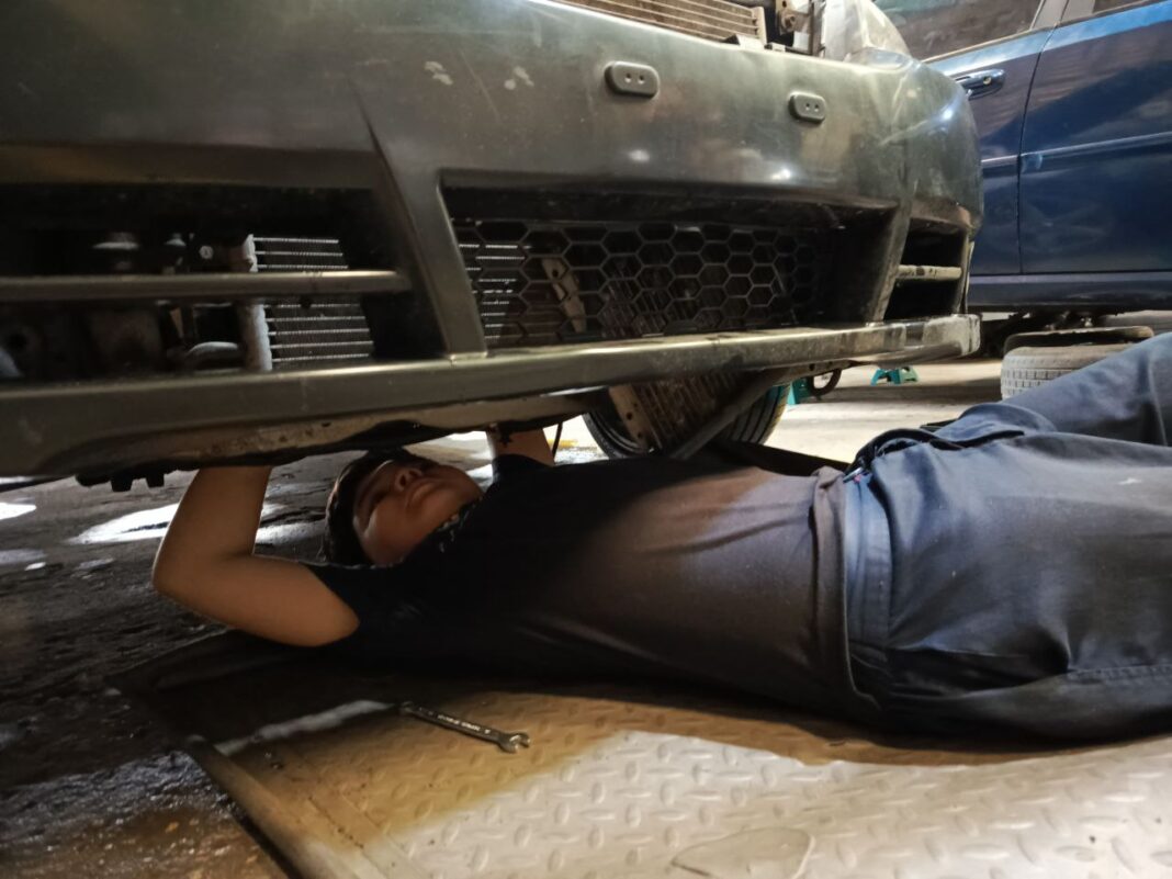 "La mecánica es mi LEGO": Alejandro Mathías el niño especialista en ...