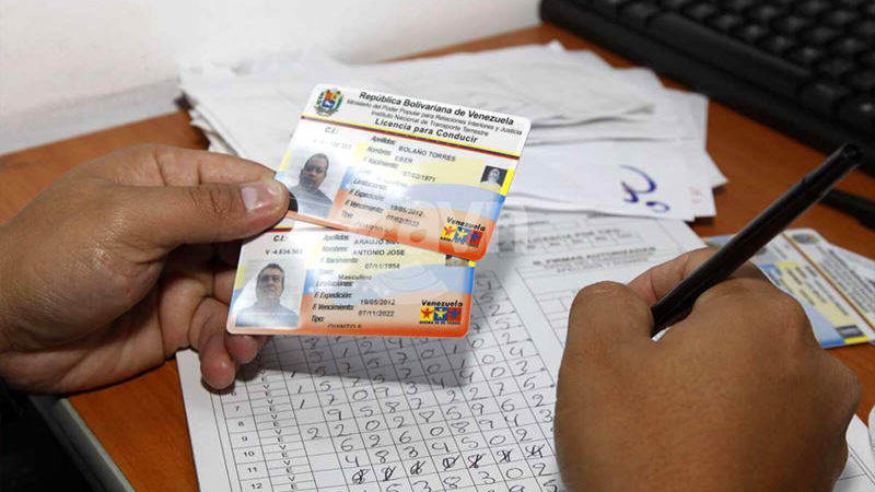 Estos son los pasos para solicitar la licencia de conducir motos en ...