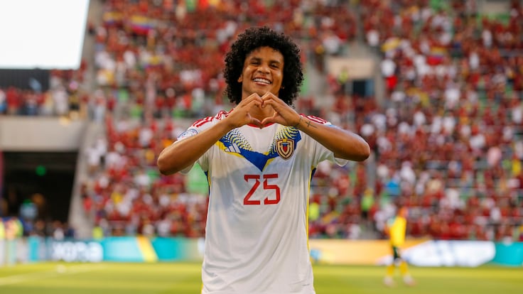 Eduard Bello fue incluido en el equipo ideal de la tercera jornada de ...