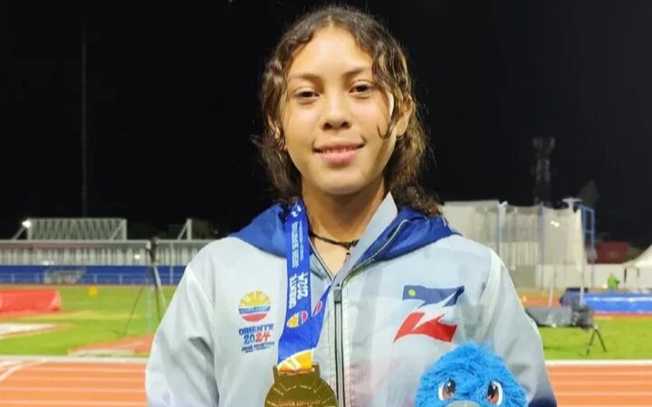 Roxiely Navarro obtuvo medalla de bronce en los 3000 metros planos de ...