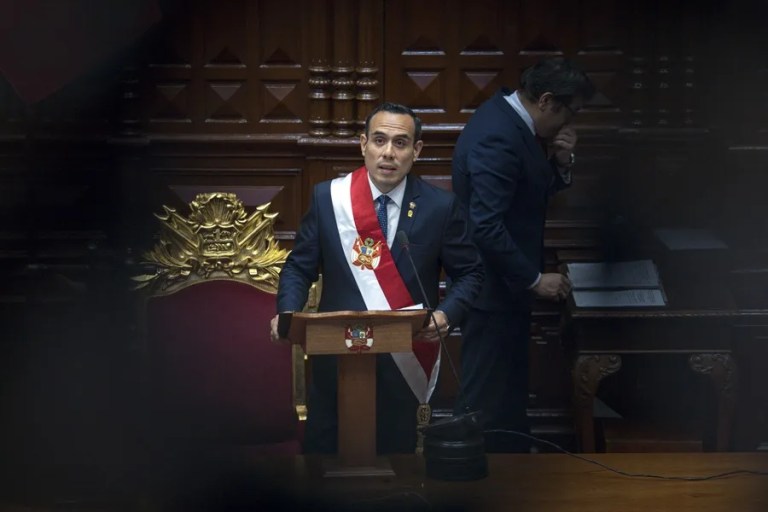 Polémica: José Jerí, nuevo presidente de Perú, seguía a páginas para ...